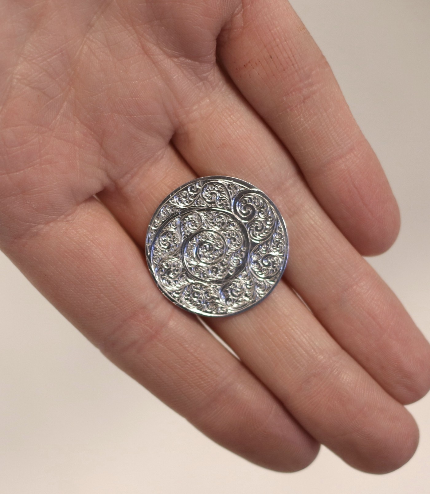 Bespoke designer and maker, jeweller, silversmith and goldsmith, and ...
